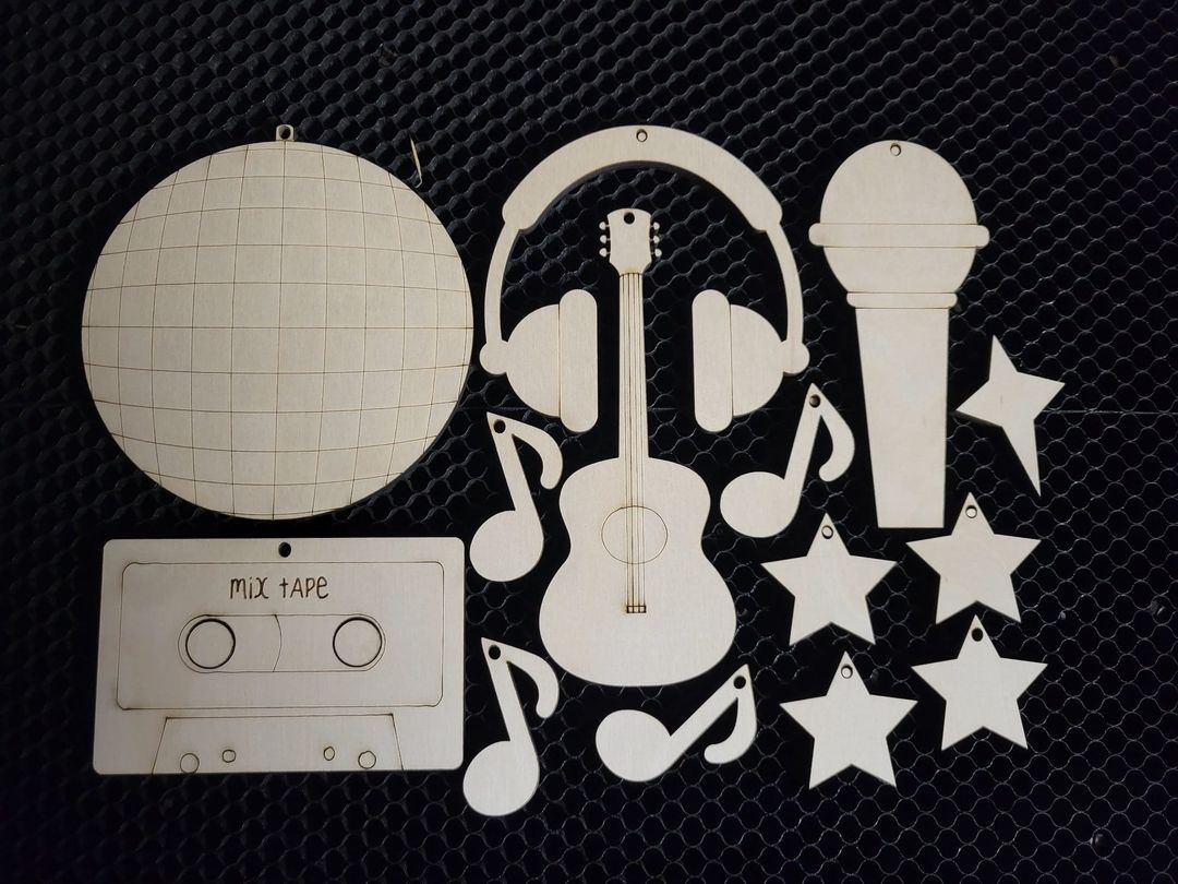 Music Garland DIY kit - MyMakerScape