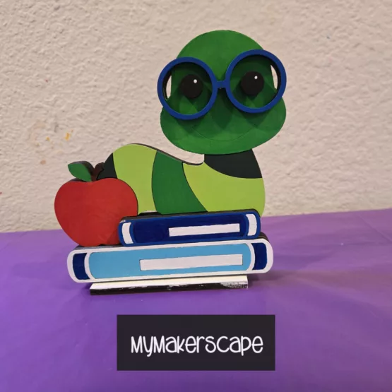 Book Worm Shelf Sitter DIY - MyMakerScape